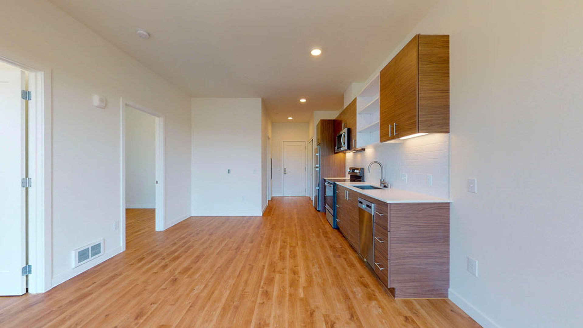 2Bedroom-ViewOfEntrance - Maple Leaf Flats